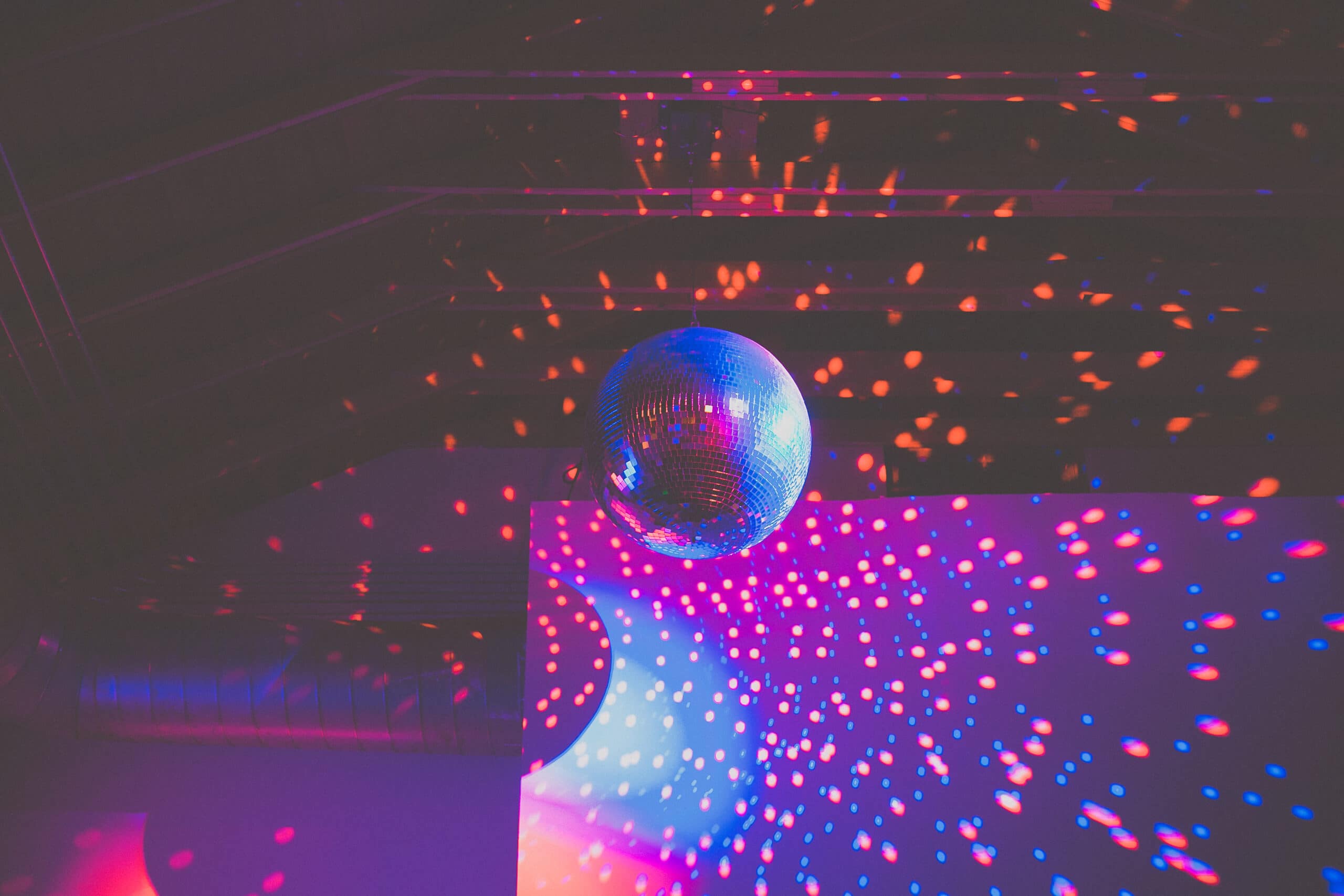 Five songs that influenced your favorite contemporary artists | Mundane