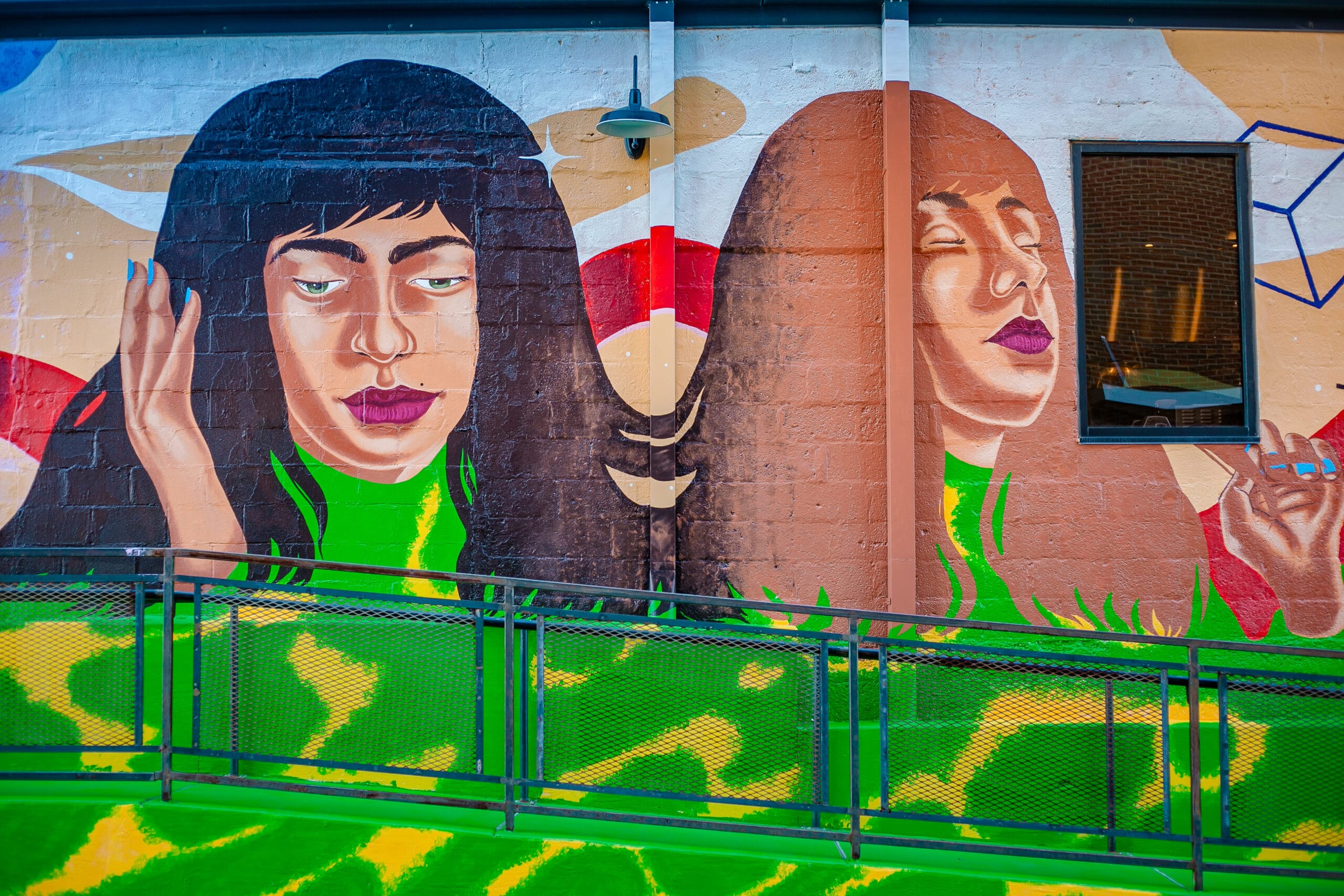 Pandora Music Premieres 9 Murals Around The Country | Mundane