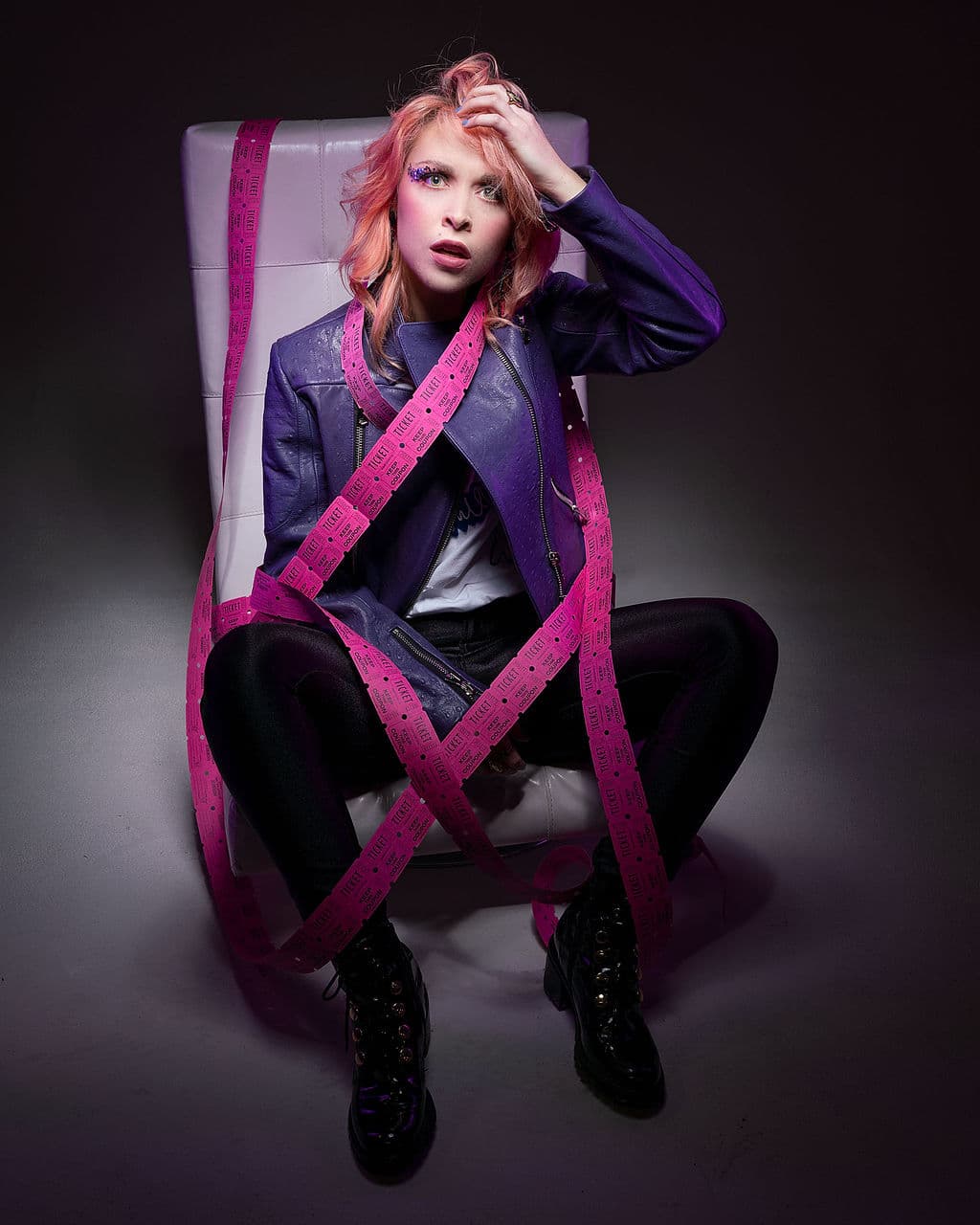 The Foxies' Julia is sugar, spice and everything nice | Mundane