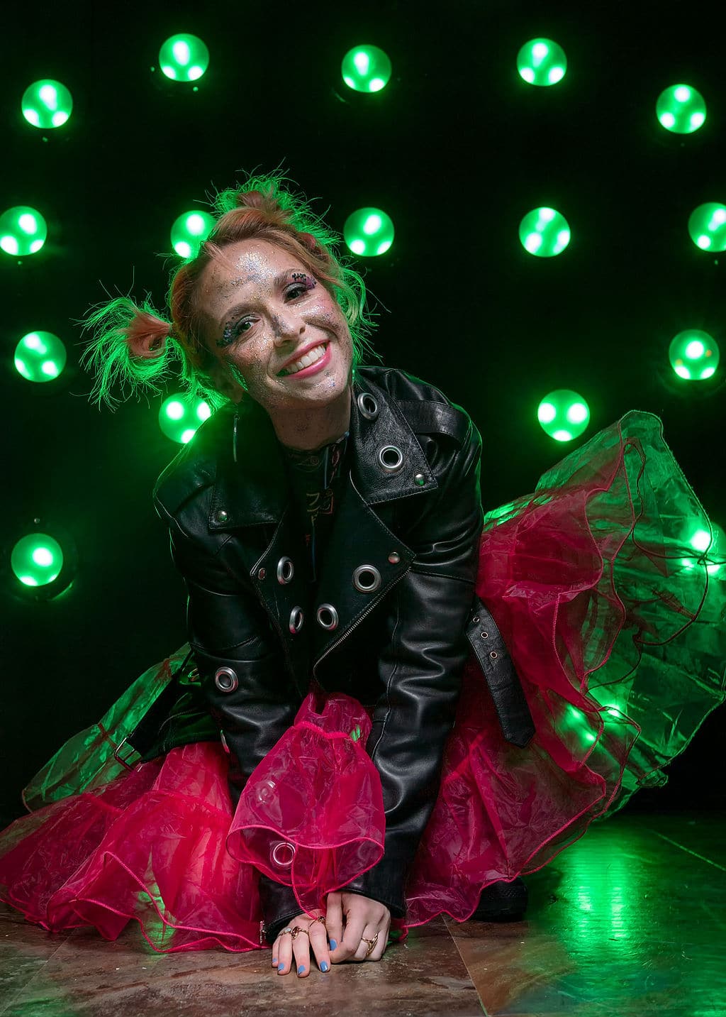 The Foxies' Julia is sugar, spice and everything nice | Mundane