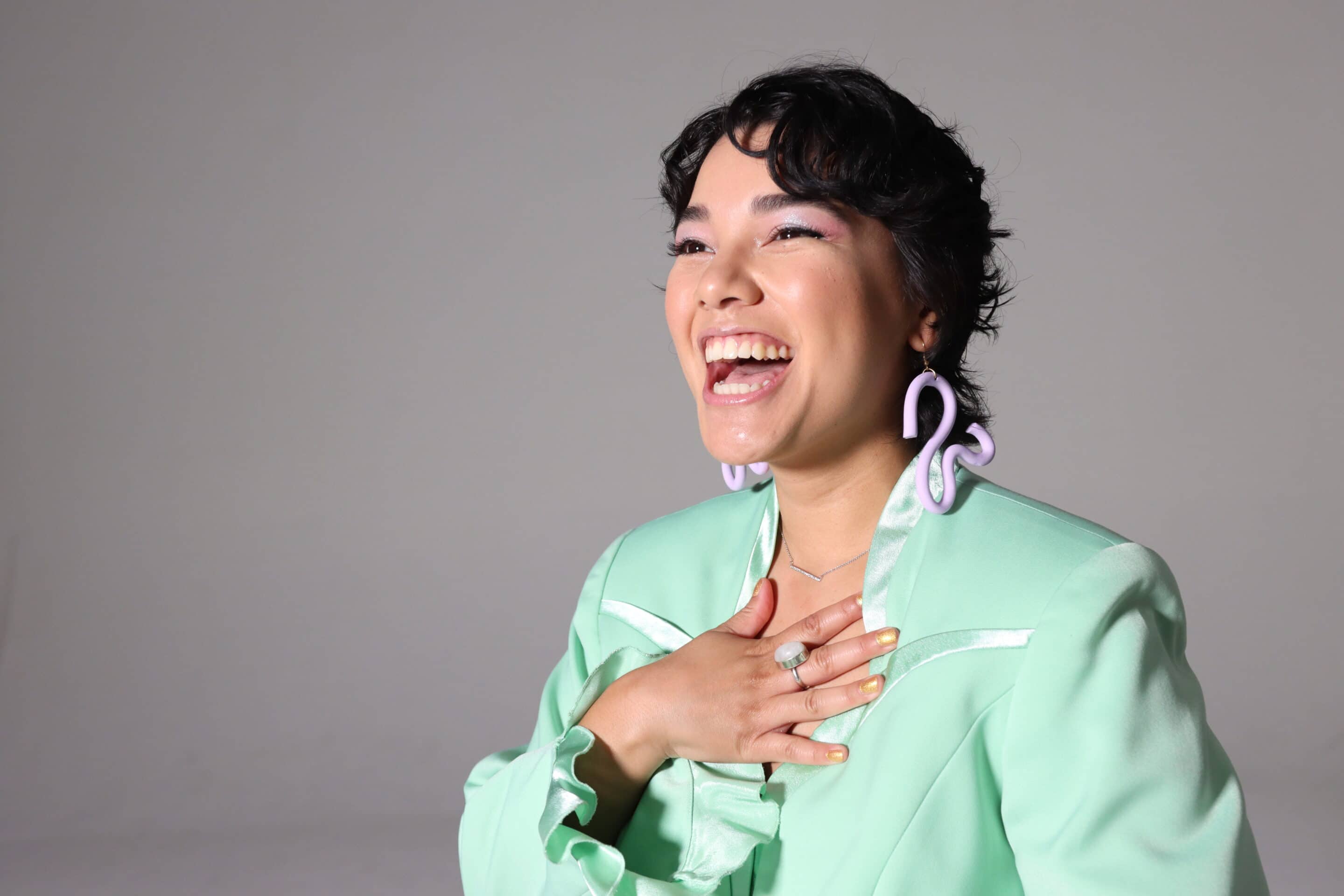 Colorful Artist Vilda Ray Puts Out Pop Funk EP "Liquid Sun" | Mundane