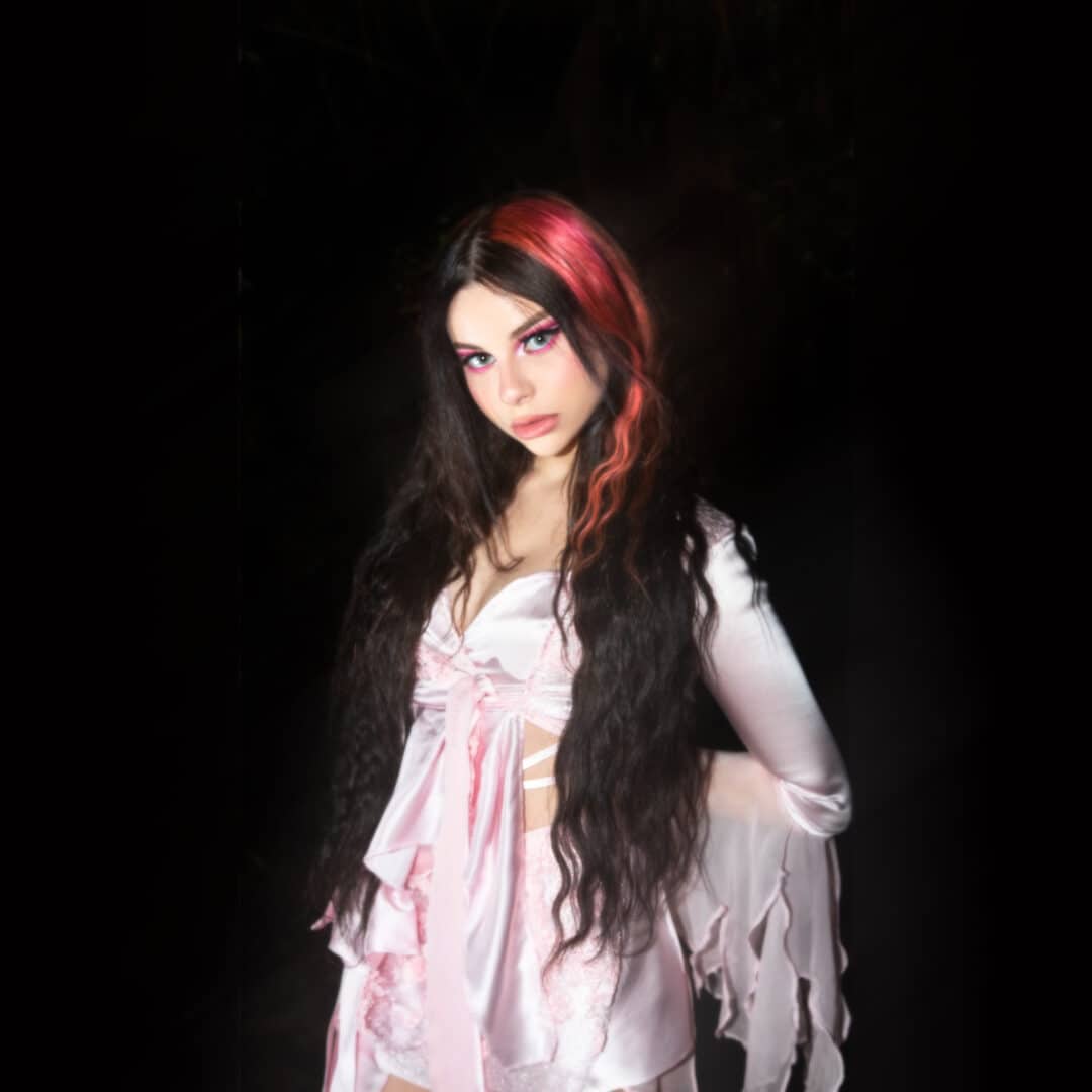 Alternative Pop Rising Star Ellise Shows The Dark Sides of The Human ...