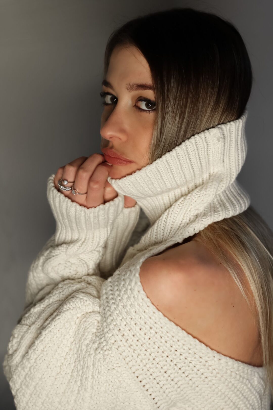 Italian Designer, DJ, Photographer and Blogger Angelica D'Amore Tells ...