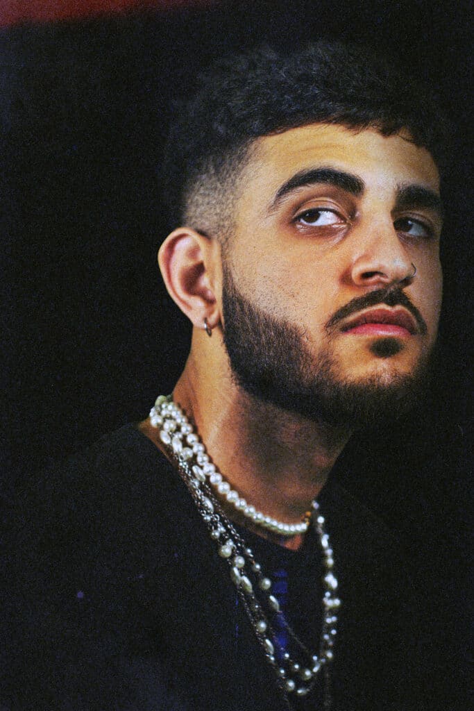 R&B Artist Sani Knight Drops New Single “Dark Place” | Mundane