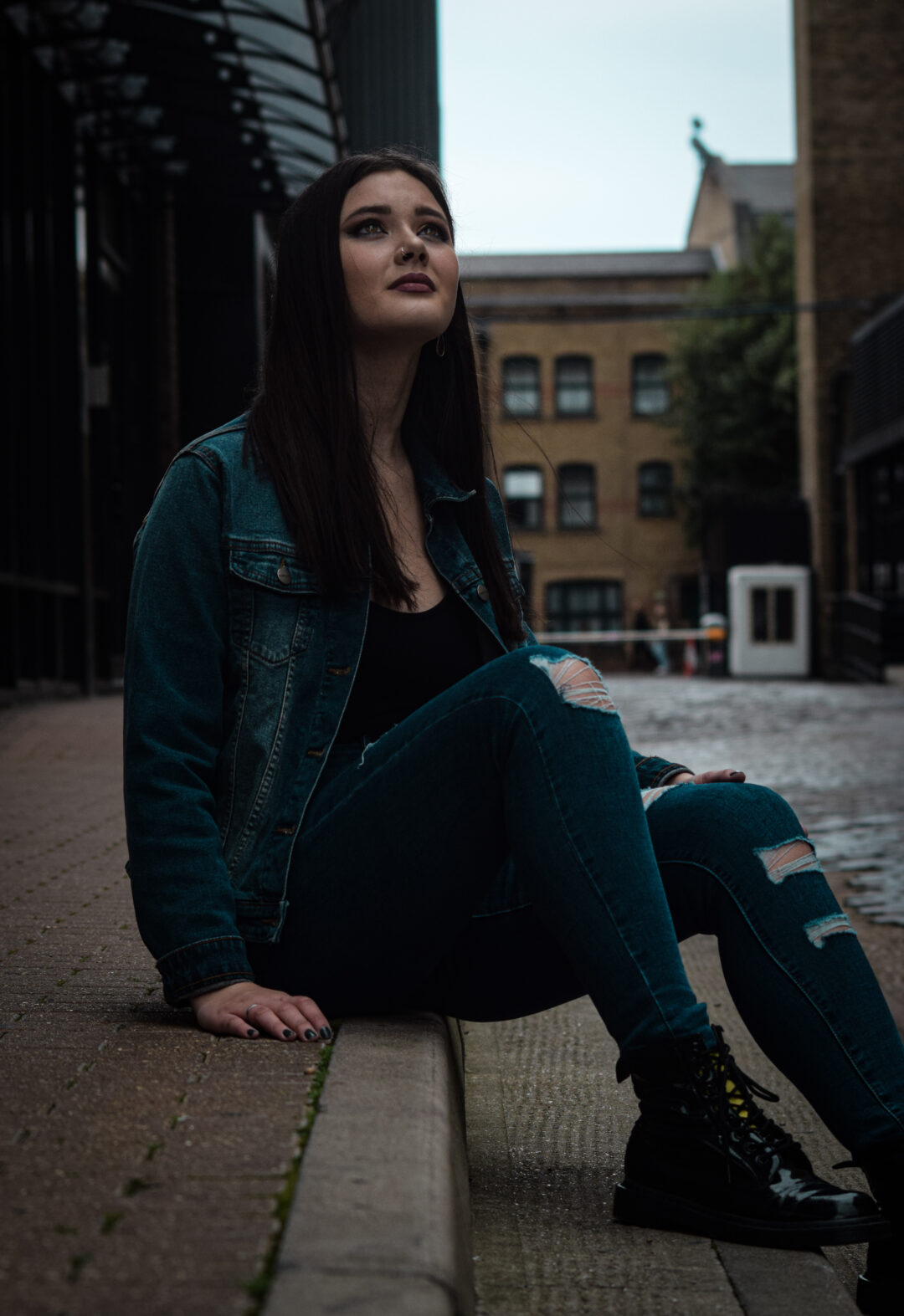 South African born, London based singer songwriter and producer Kiara ...