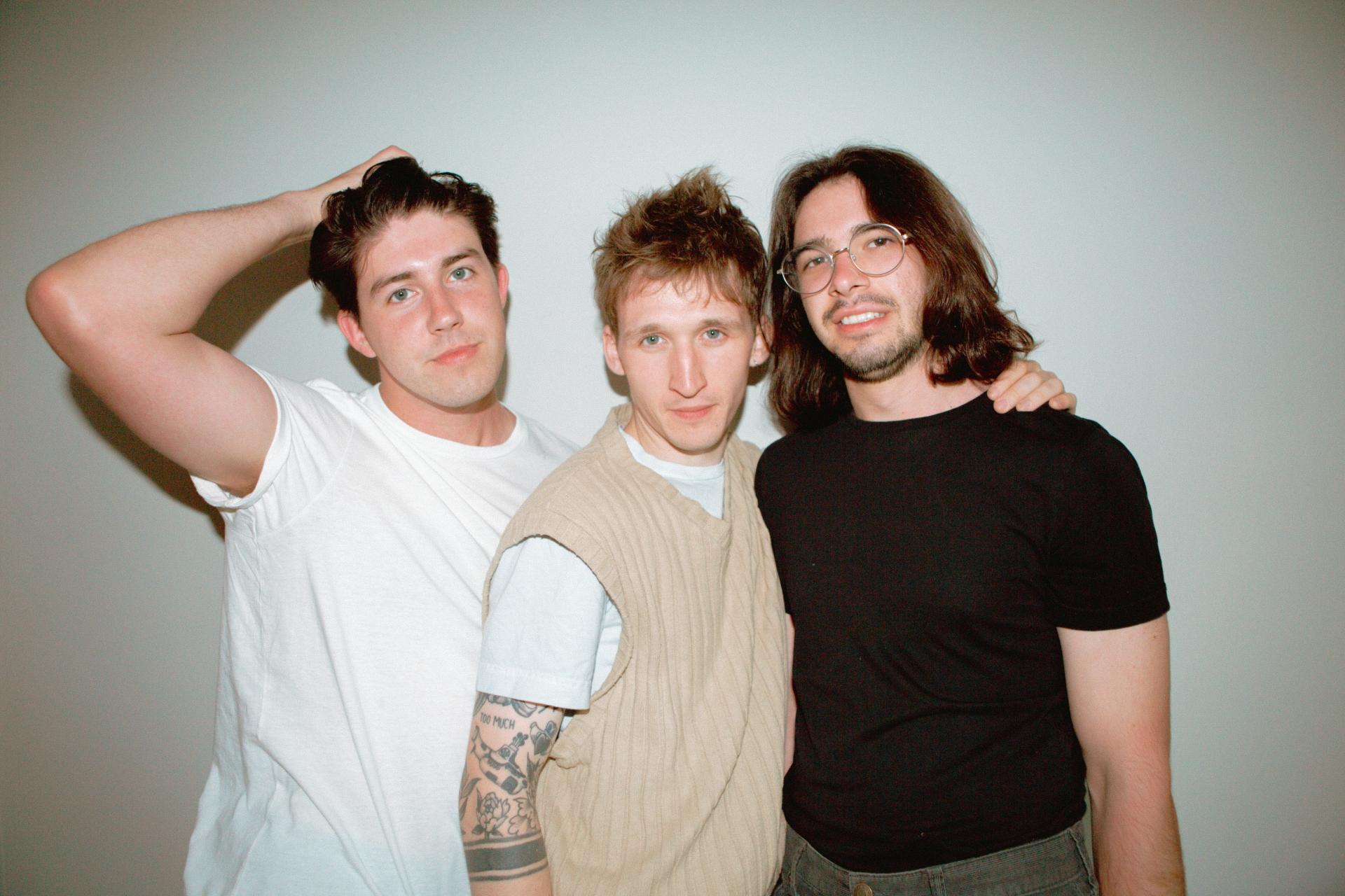 WILD LOVE NEW SINGLE ‘I HATE THAT I NEED YOU’ | Mundane