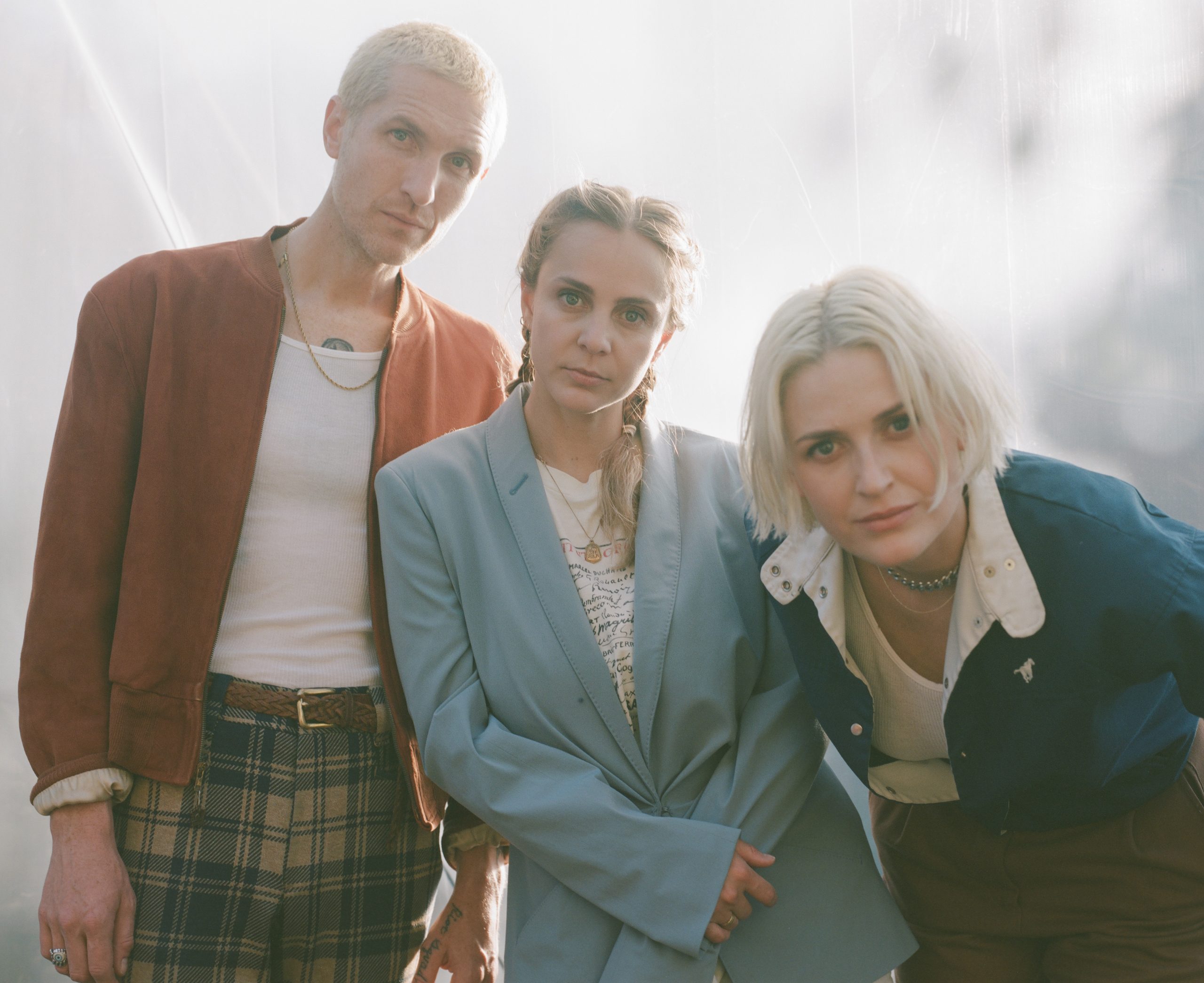 Dead Sara Drops First Warner Records Album ‘Ain’t It Tragic’ | Mundane