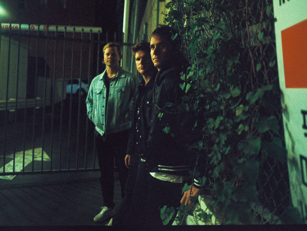 VHS COLLECTION RELEASE NEW SINGLE "THE DEEP END" ANNOUNCES FORTHCOMING ...