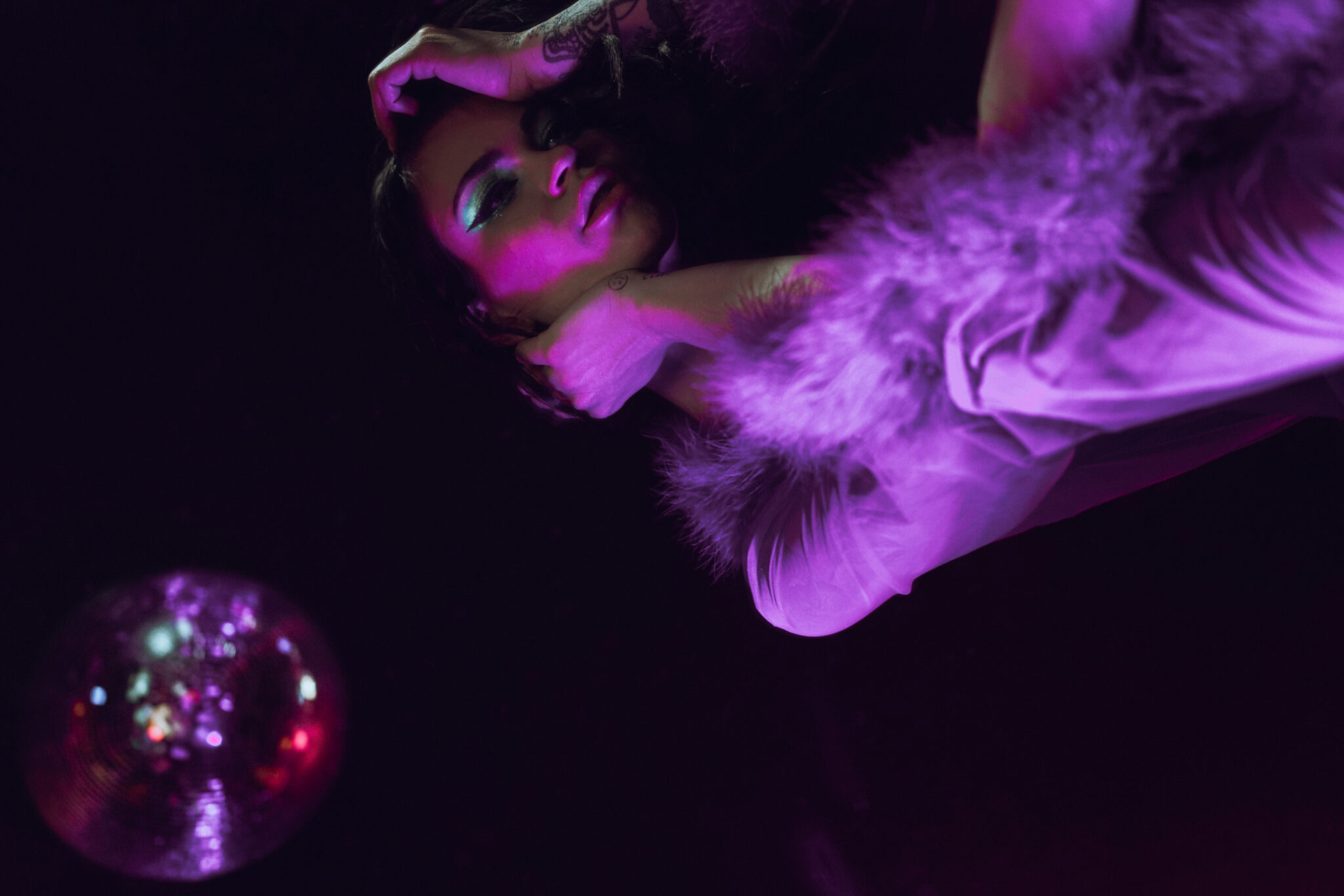 LA songstress Alexa Van Drops New Single “Space’ | Mundane