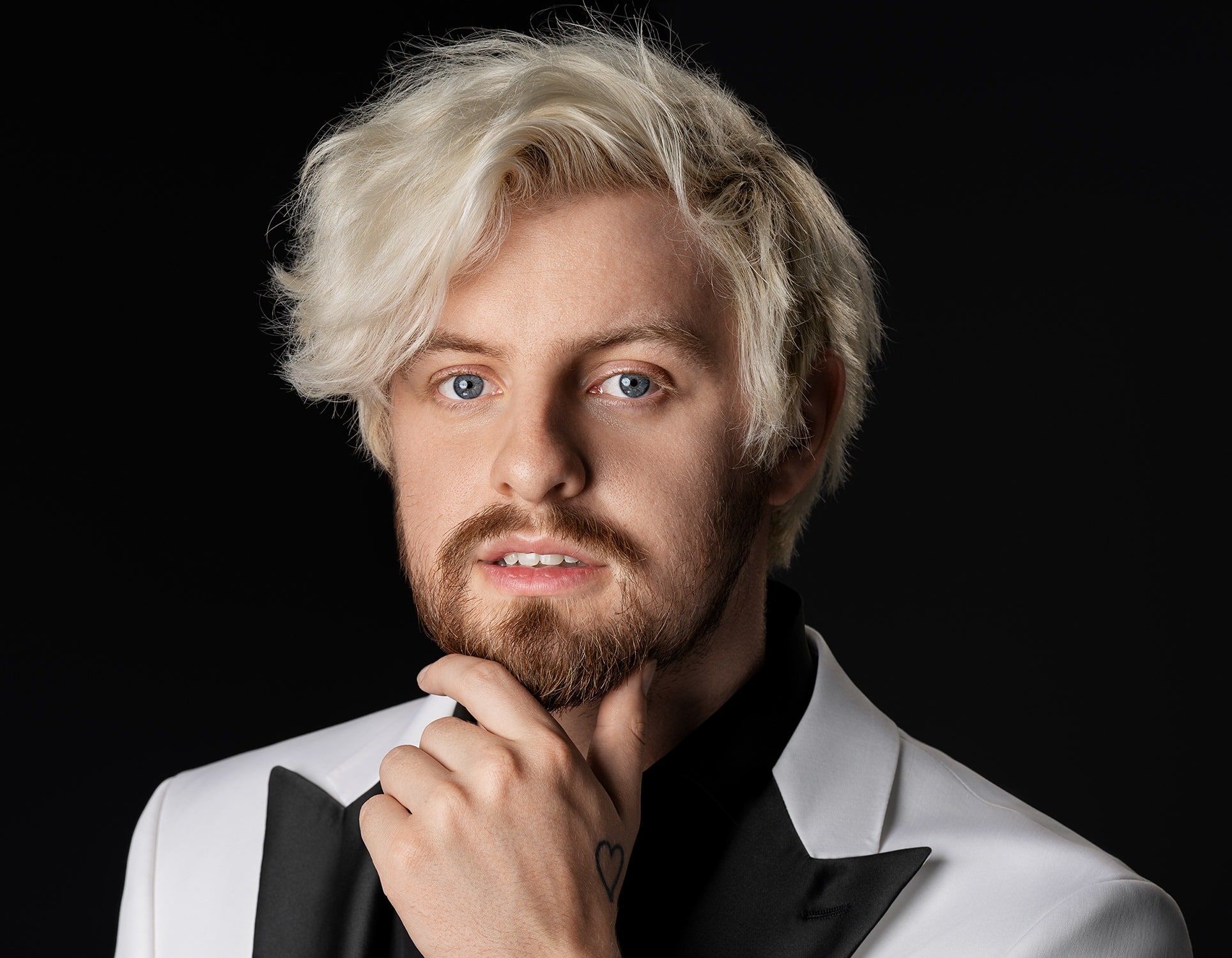 LA gamer AlphaRad Unveils music project Ace of Hearts With New Album ...