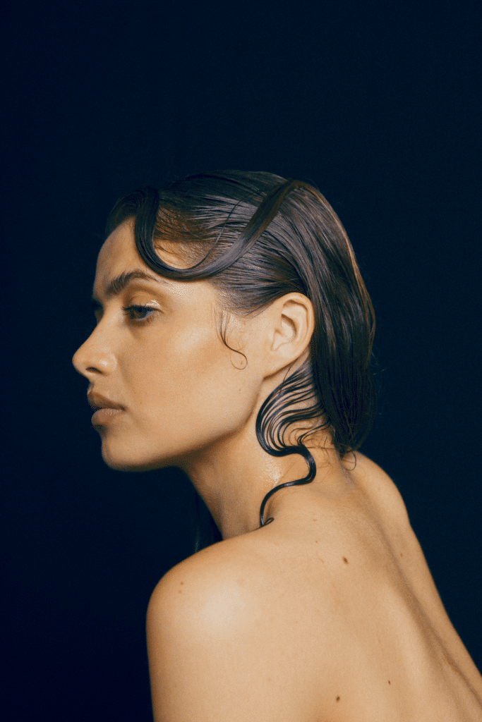 Noha Saré Channels empowerment on soulful alt-pop gem 'Head Held High ...