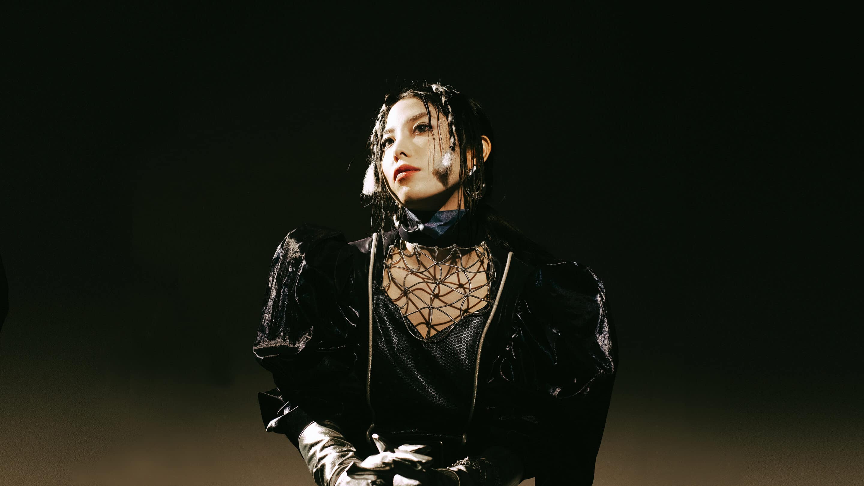 South Korean Artist ID:EARTH (아이디얼스) Shares hypnotic new cut 'Betting ...