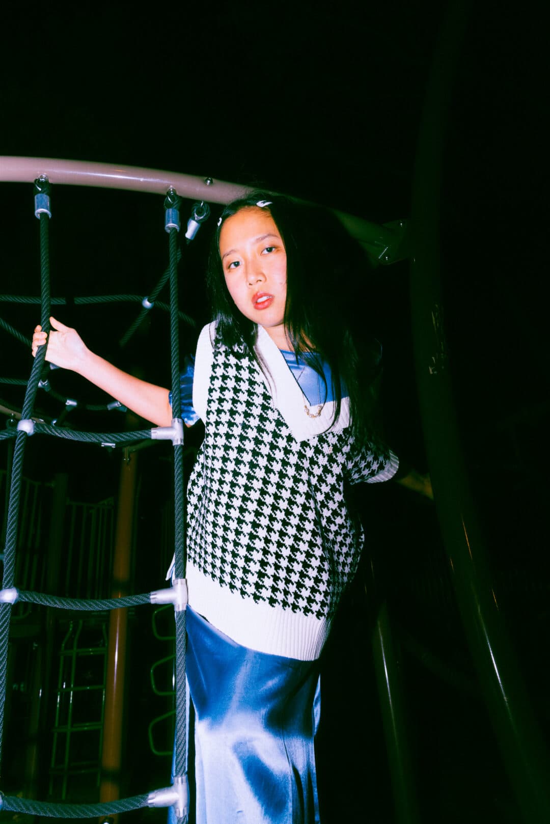 Vietnamese-American, indie-pop artist ÊMIA. Unveils upcoming single ...