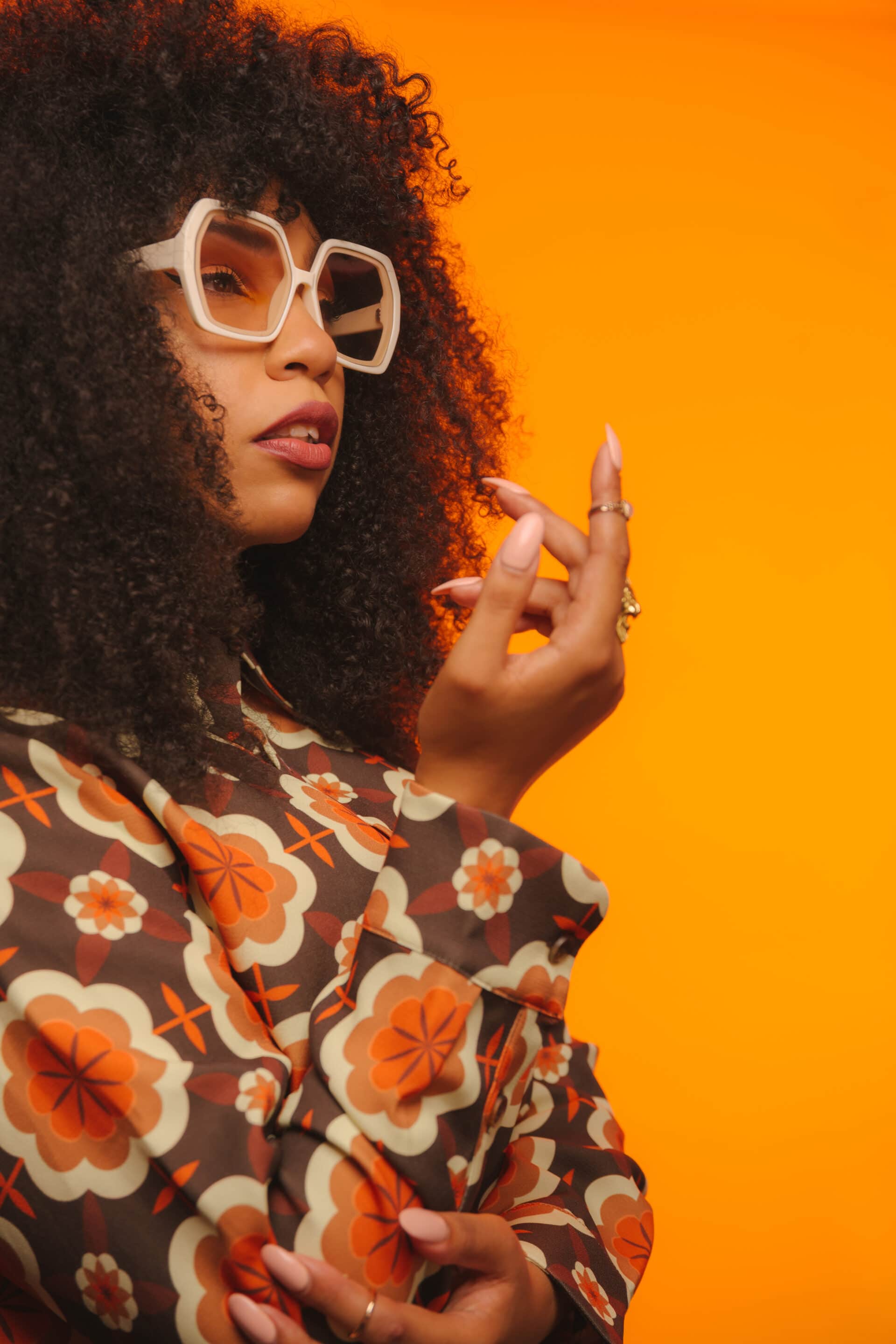 R&B Songstress Eva Lazarus Returns With Another Genre-defying Anthem ...