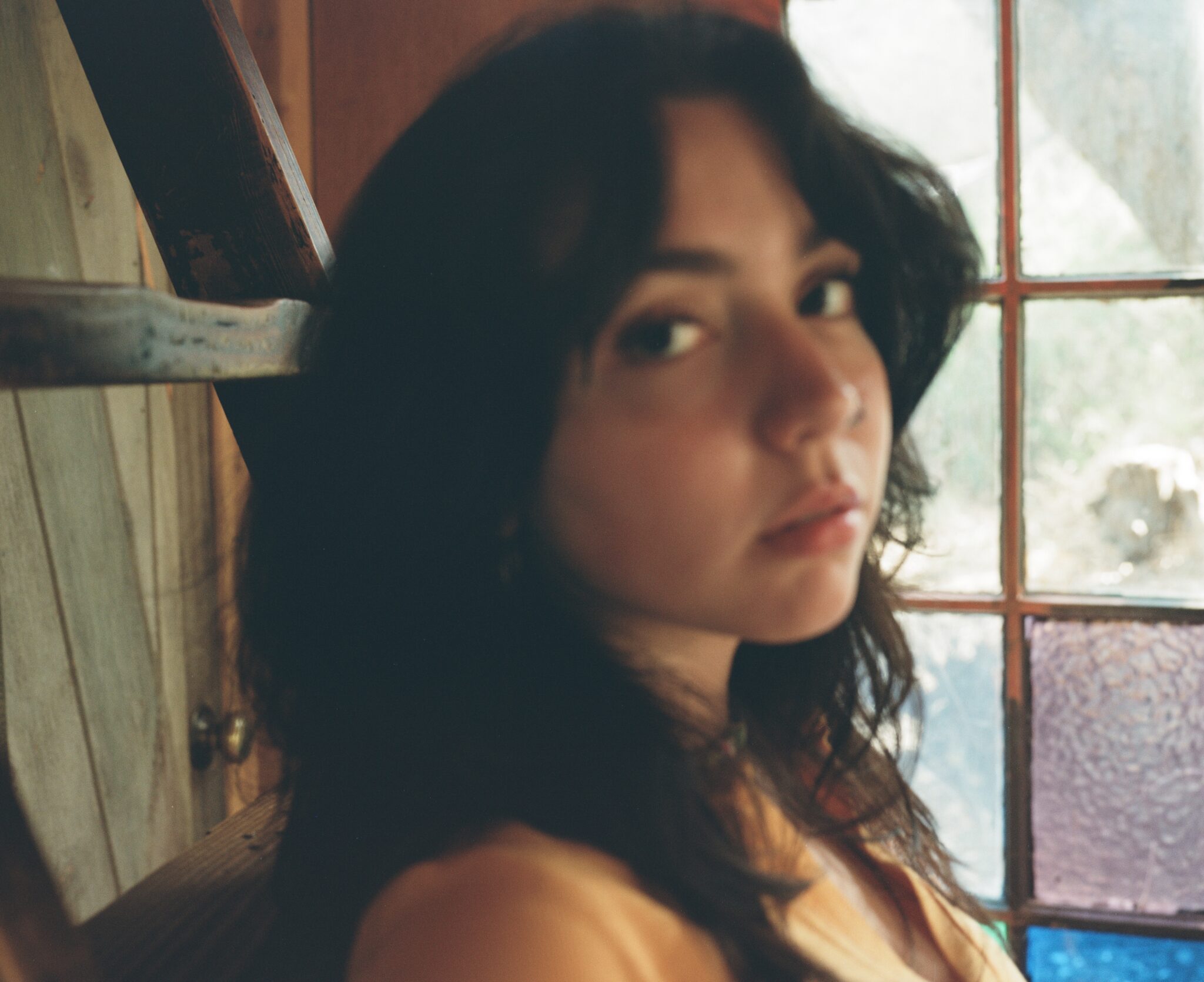 Laura Elliott Releases New Single “Better Off Alone” | Mundane