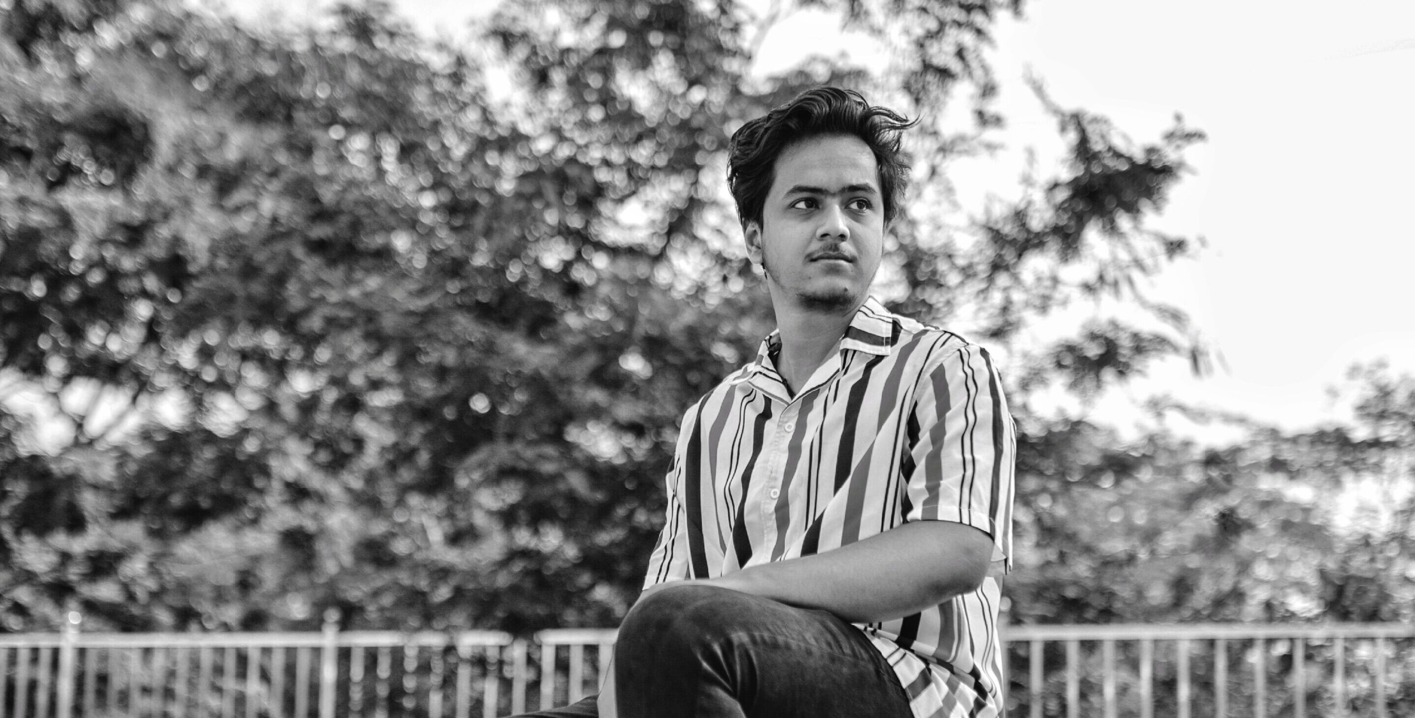 Mumbai Artist VIVEK CHAVAN RELEASES NEW SINGLE ‘STRANGER (ON A BUS)’ | Mundane
