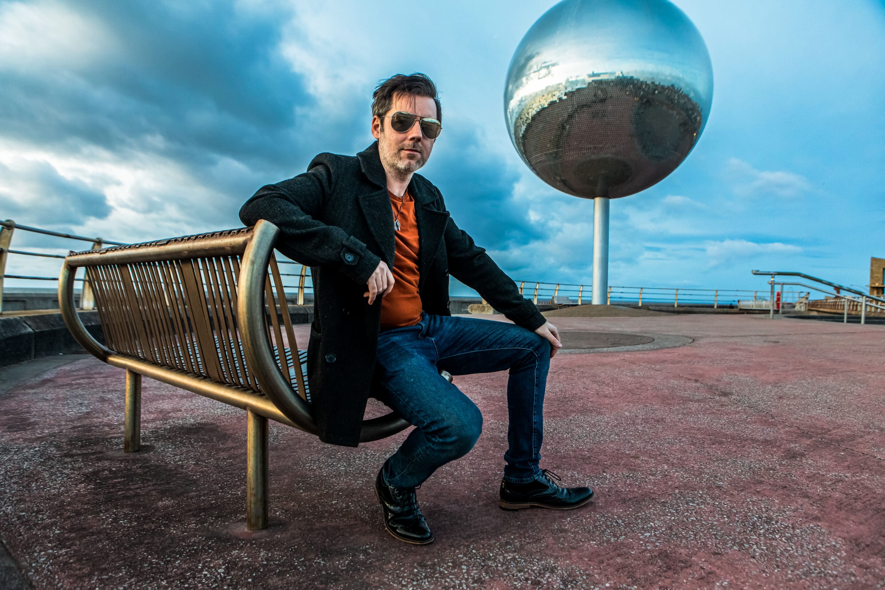 STARSTRUCK RUNNER UP & Freddie Mercury Impersonator ROB LEA ANNOUNCES ...