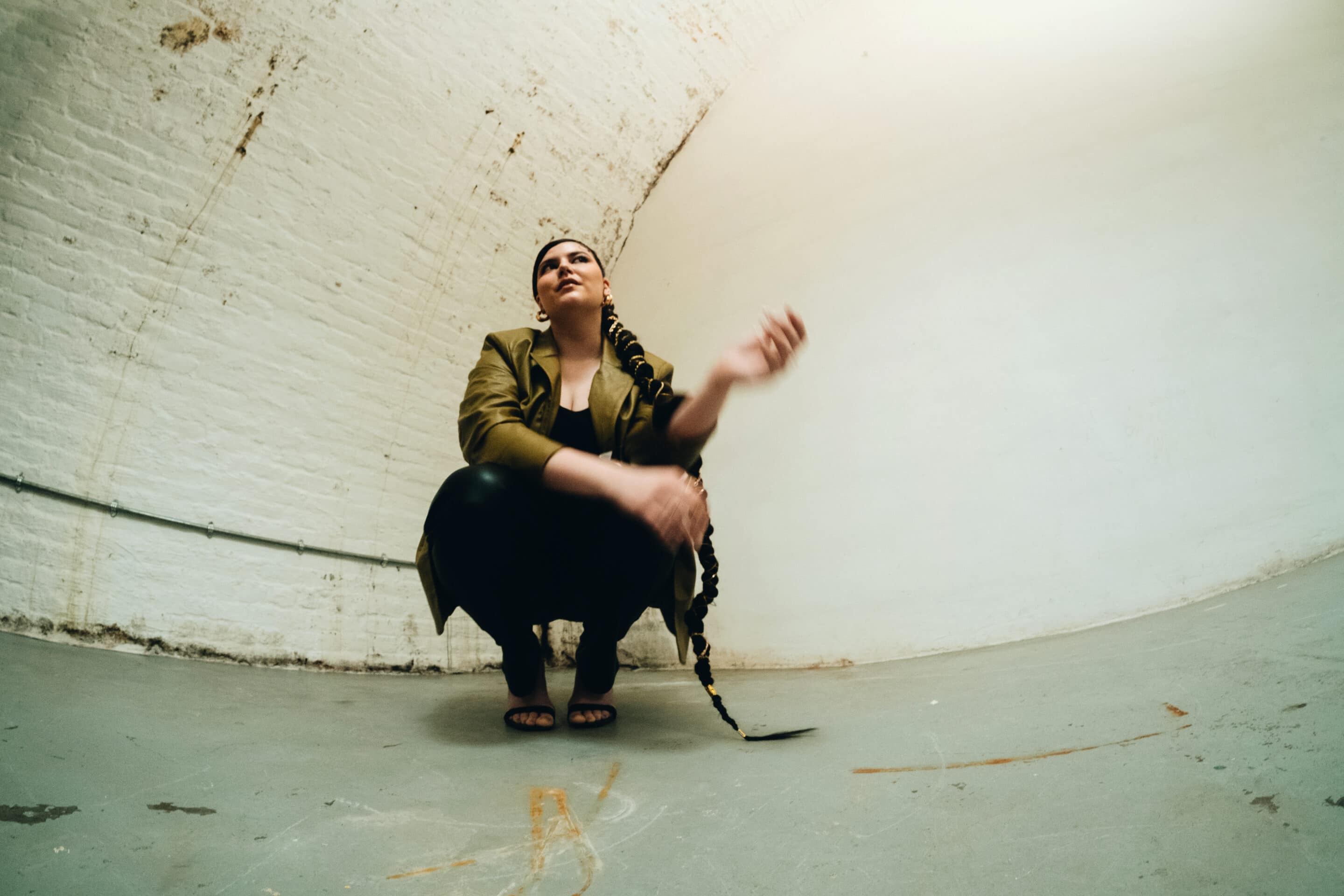 STRAMA RETURNS WITH CAPTIVATING NEW SINGLE ‘CYCLE’ | Mundane