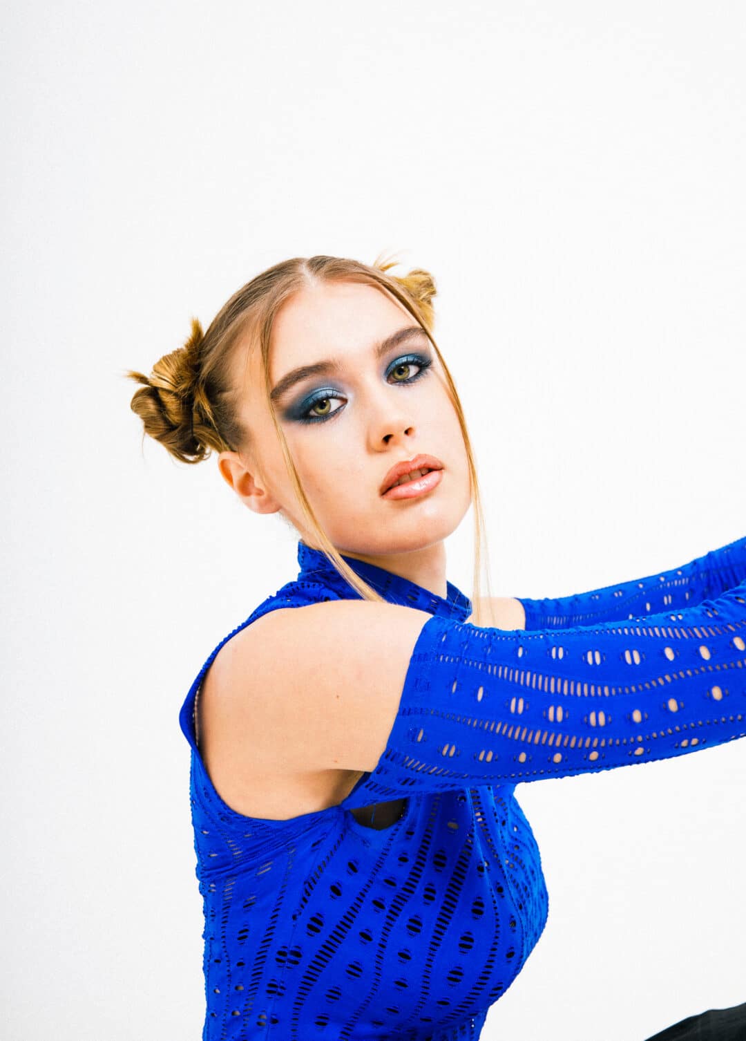 PAULA JIVÉN UNVEILS DEBUT EP THE DUALITY IN ME | Mundane