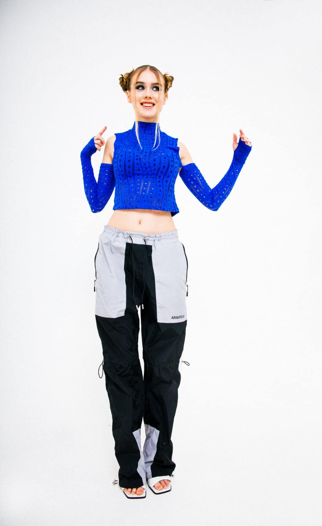 PAULA JIVÉN UNVEILS DEBUT EP THE DUALITY IN ME | Mundane