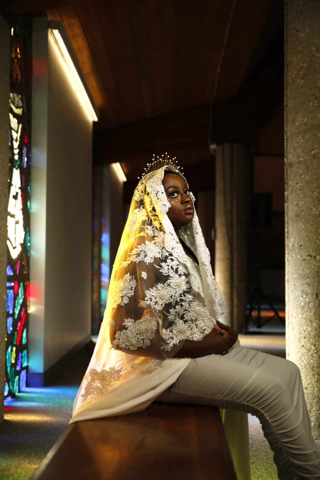 Soul-Pop Singer Ayoni Releases Live Performance Video for Newest Single ...