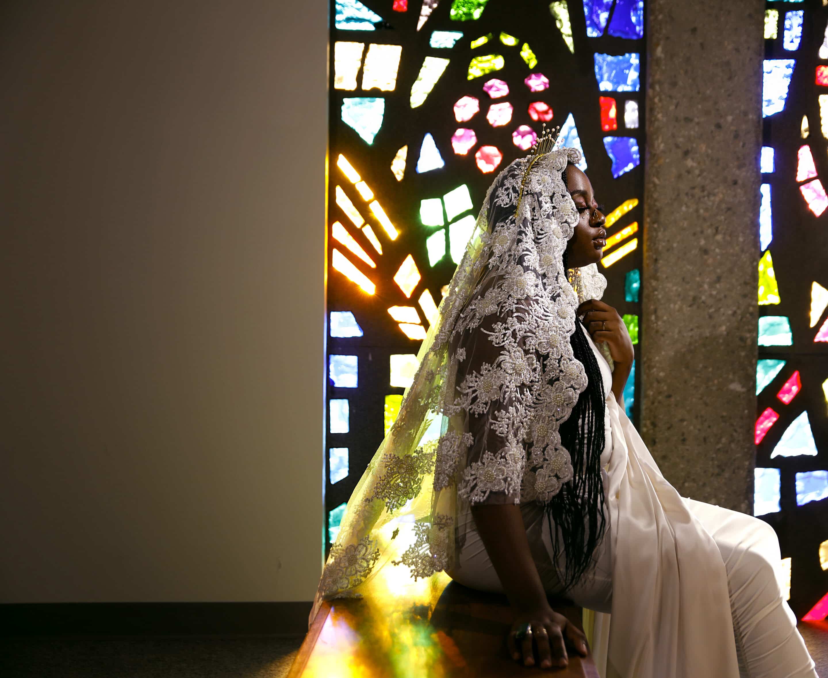 Soul-Pop Singer Ayoni Releases Live Performance Video for Newest Single “Before I Prosper” From ...