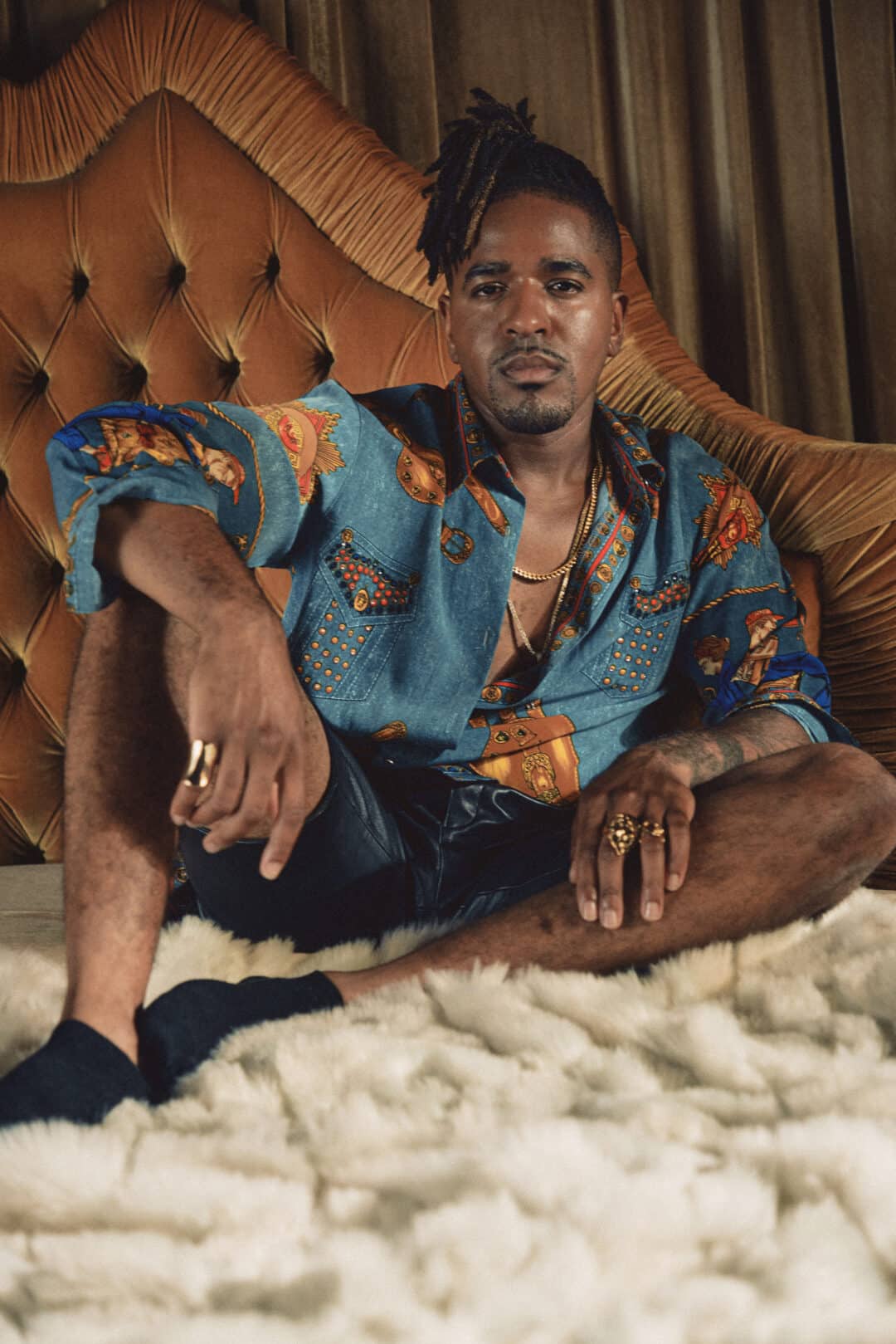 R&B singer Matt B's newest single & music video for "I'm here with you ...