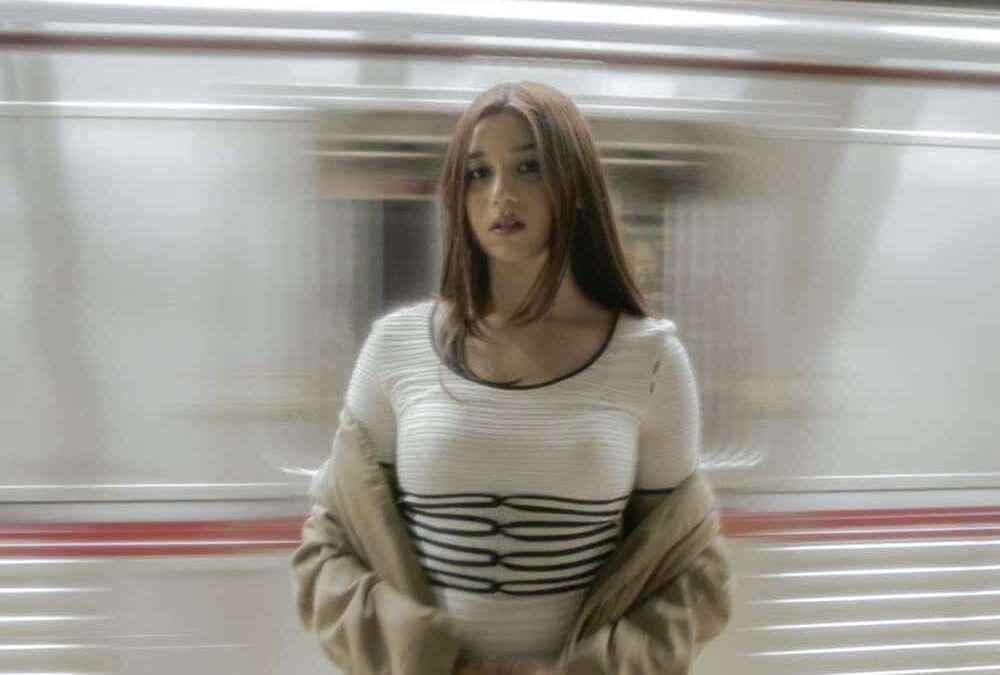 Bellamia Is Simply “Tired Of It” With New Single & Video | Mundane