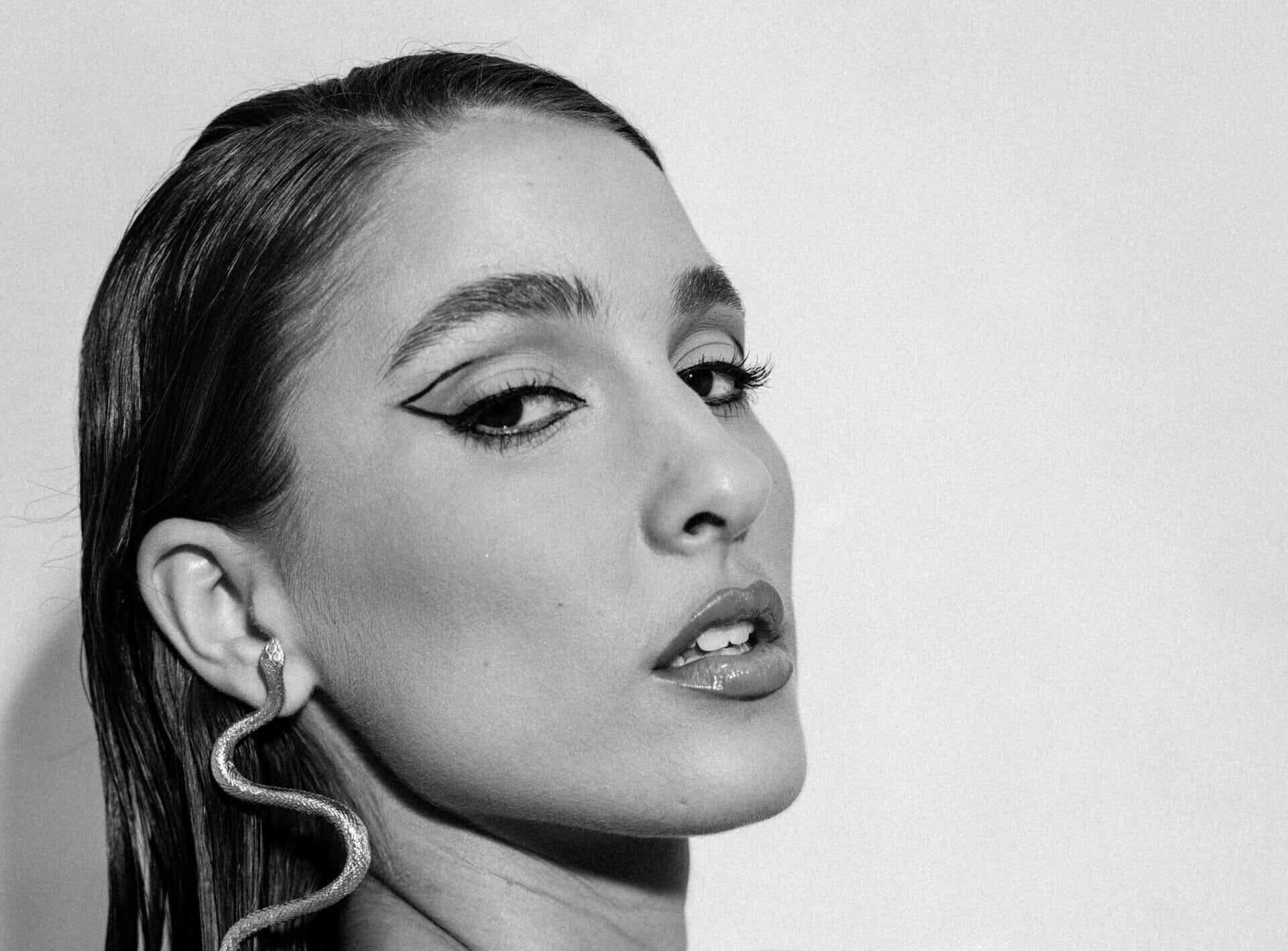 RISING INTERNATIONAL STAR EVANGELÍA UNVEILS HIGH-ENERGY NEW SINGLE “LET ...