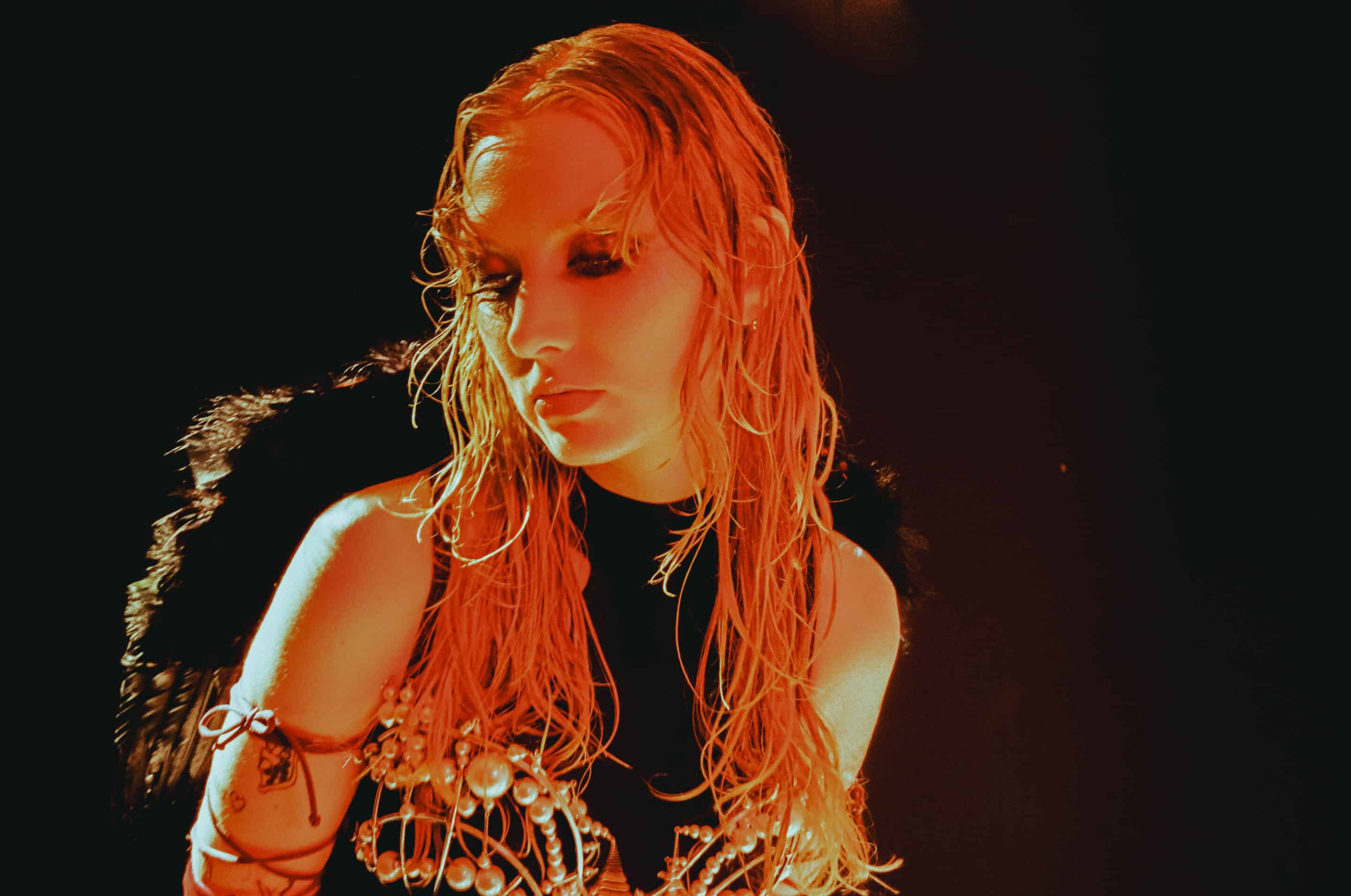 multidisciplinary artist Carina Allen aka rlyblonde Drops Alt rock ...