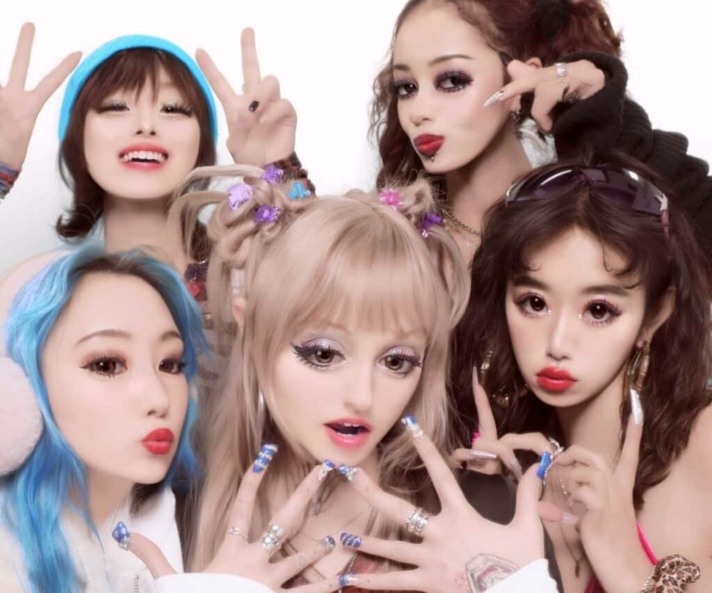 HYPERPOP ARTIST EMANUELA SHARES NEW SINGLE “PayDay” | Mundane