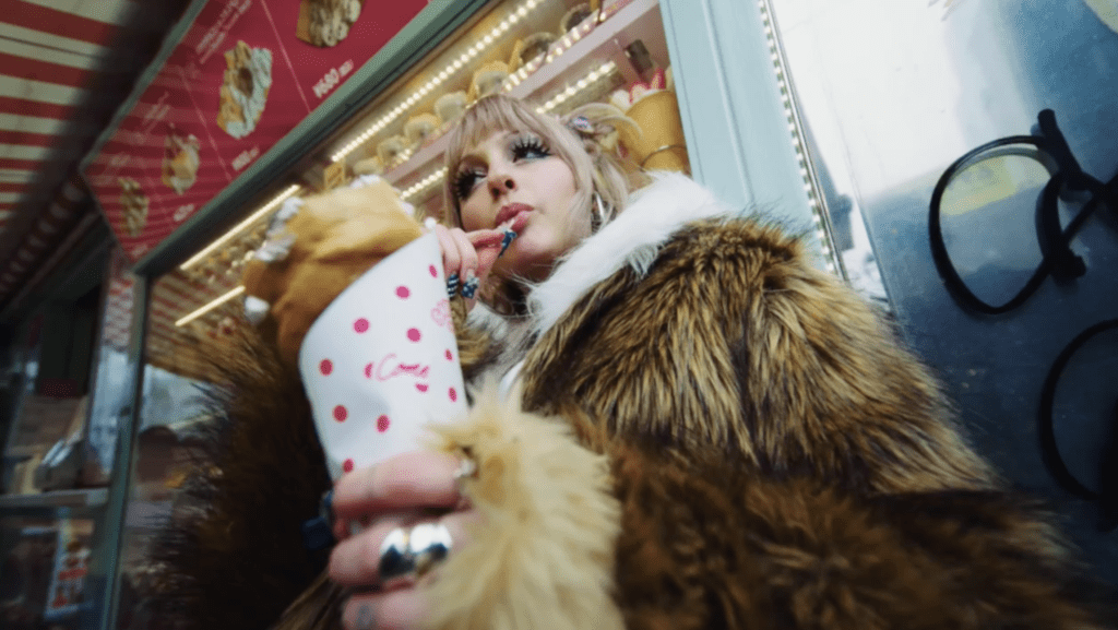 HYPERPOP ARTIST EMANUELA SHARES NEW SINGLE “PayDay” | Mundane