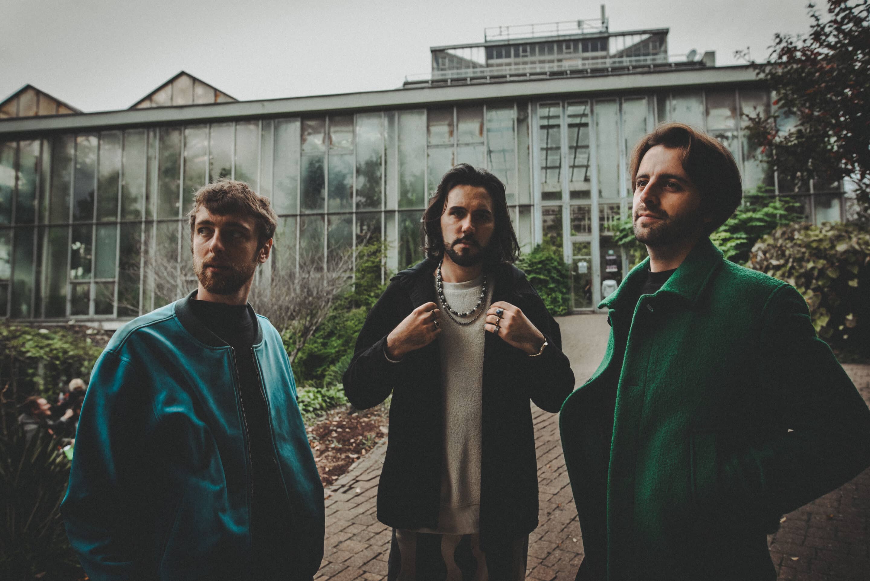 Unveiling the Magic of ‘Fly’ by Emile Londonien and Cherise | Mundane