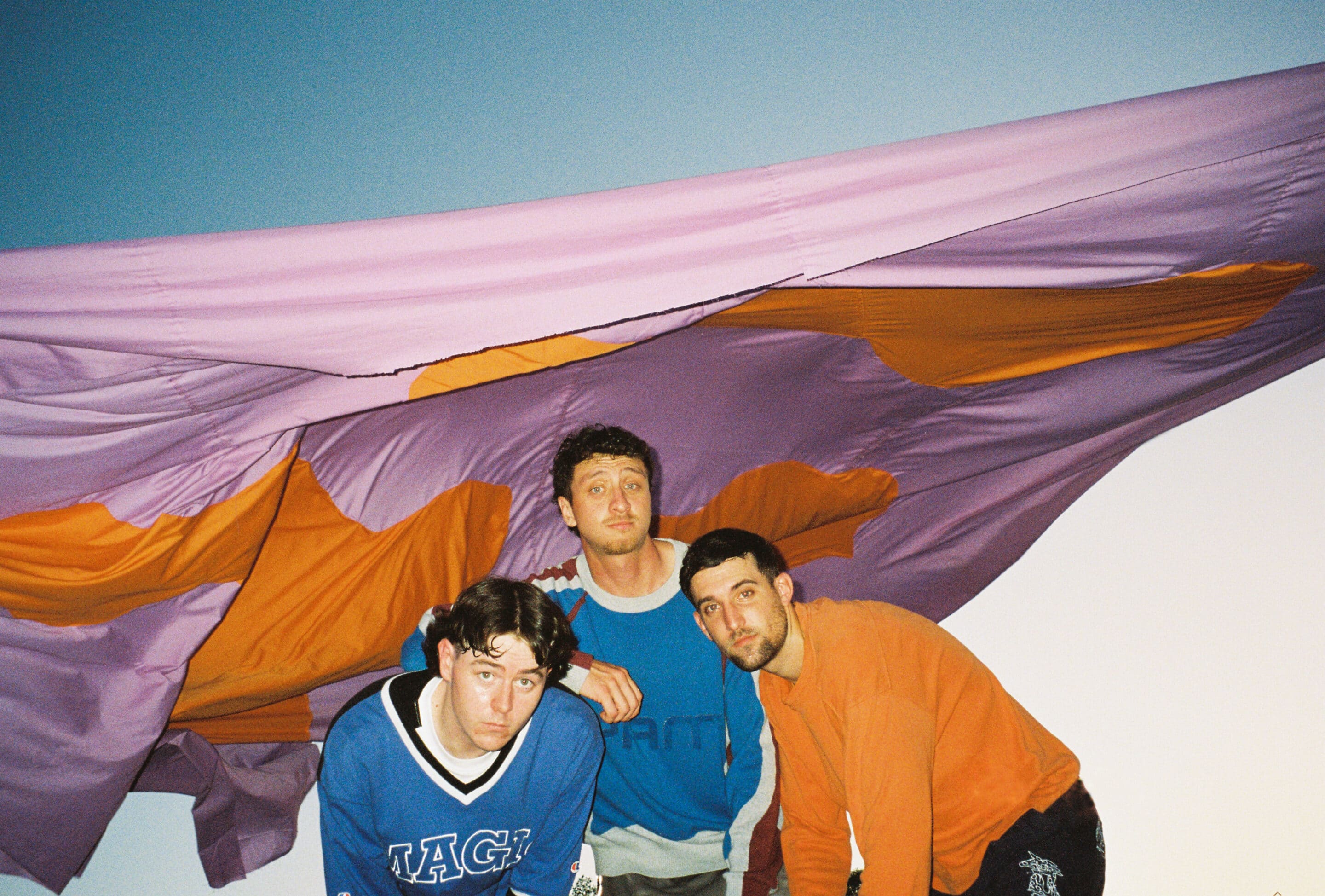 Gold-Coast Indie-Pop Trio daste announce new album Atlas & first ...