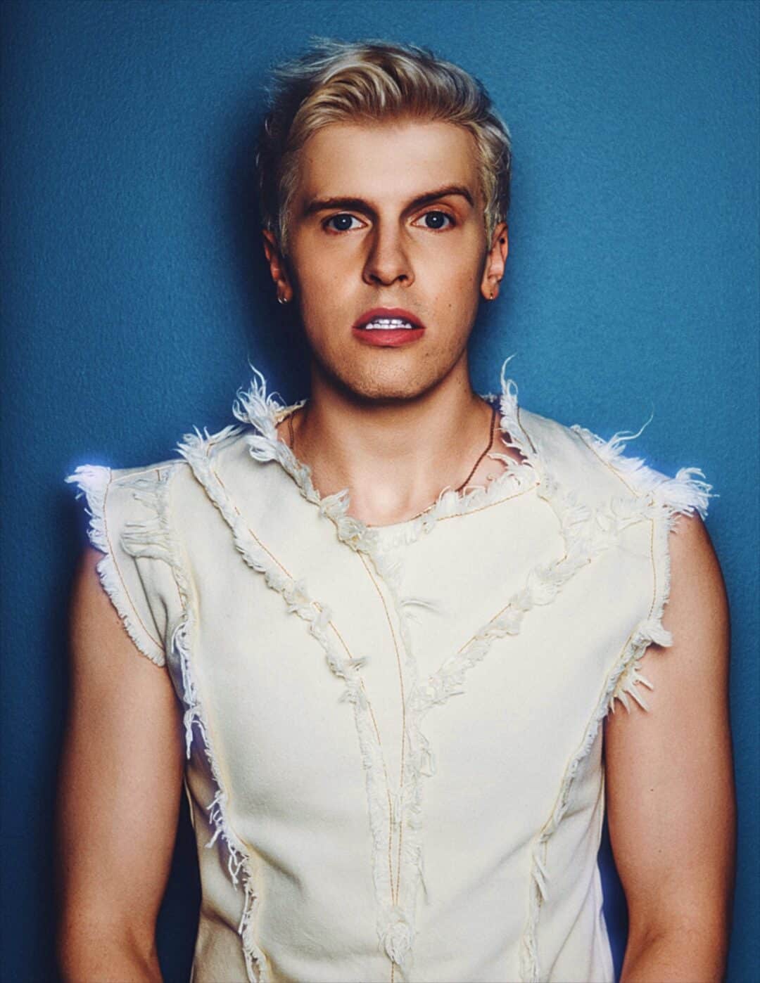 DC-based pop artist Bryce Bowyn releases his debut EP 'Siege' | Mundane