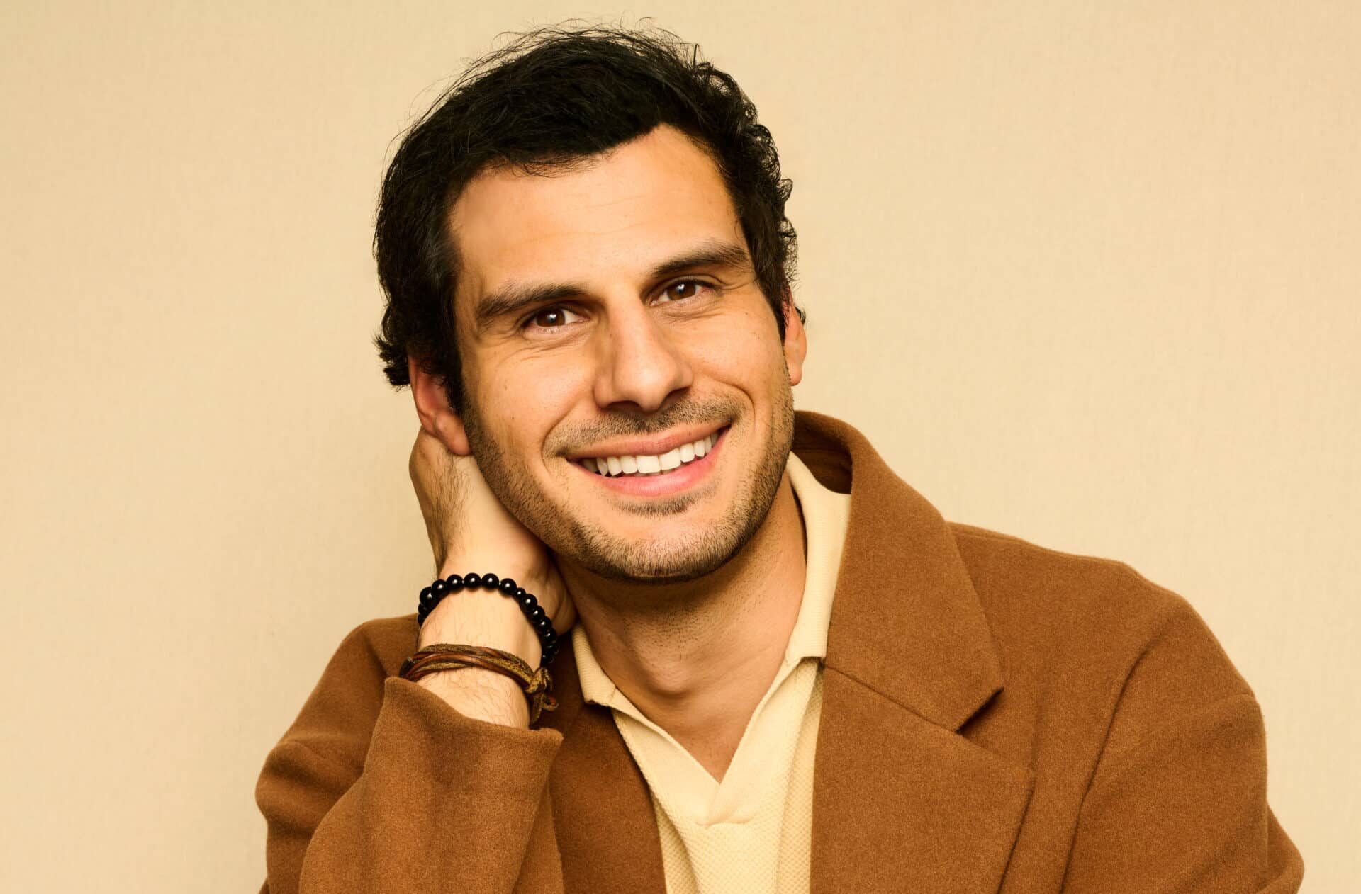 Native American x Latin Actor Skyler Bible as Agent Foster in "Lilo ...